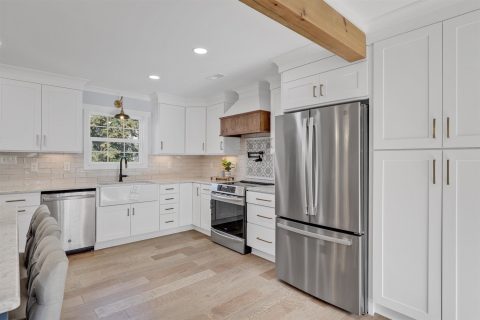 Sole Design Cabinetry • Granite World - Cabinetry & Countertops